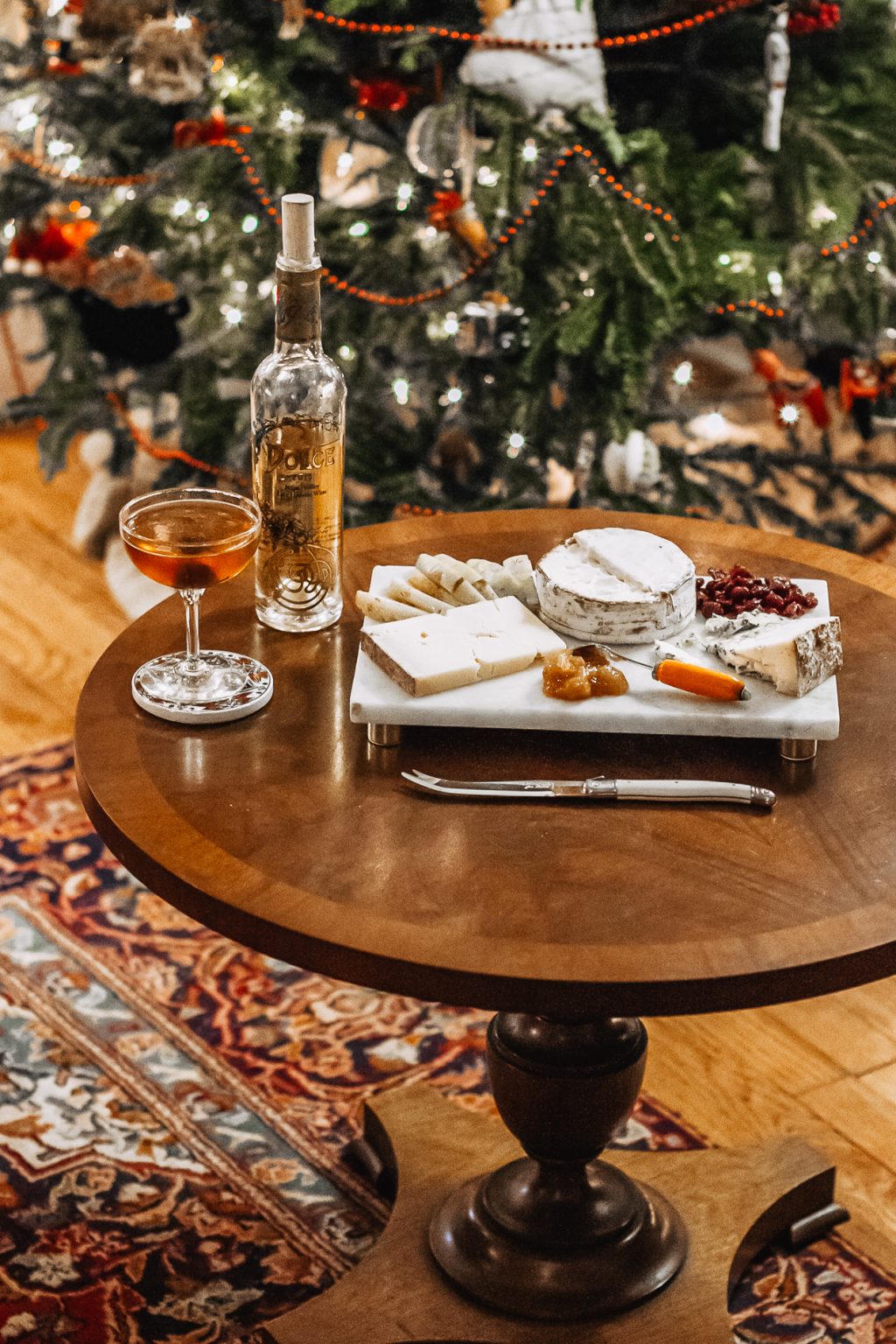 a festive wine cocktail recipe for an at-home holiday celebration ...